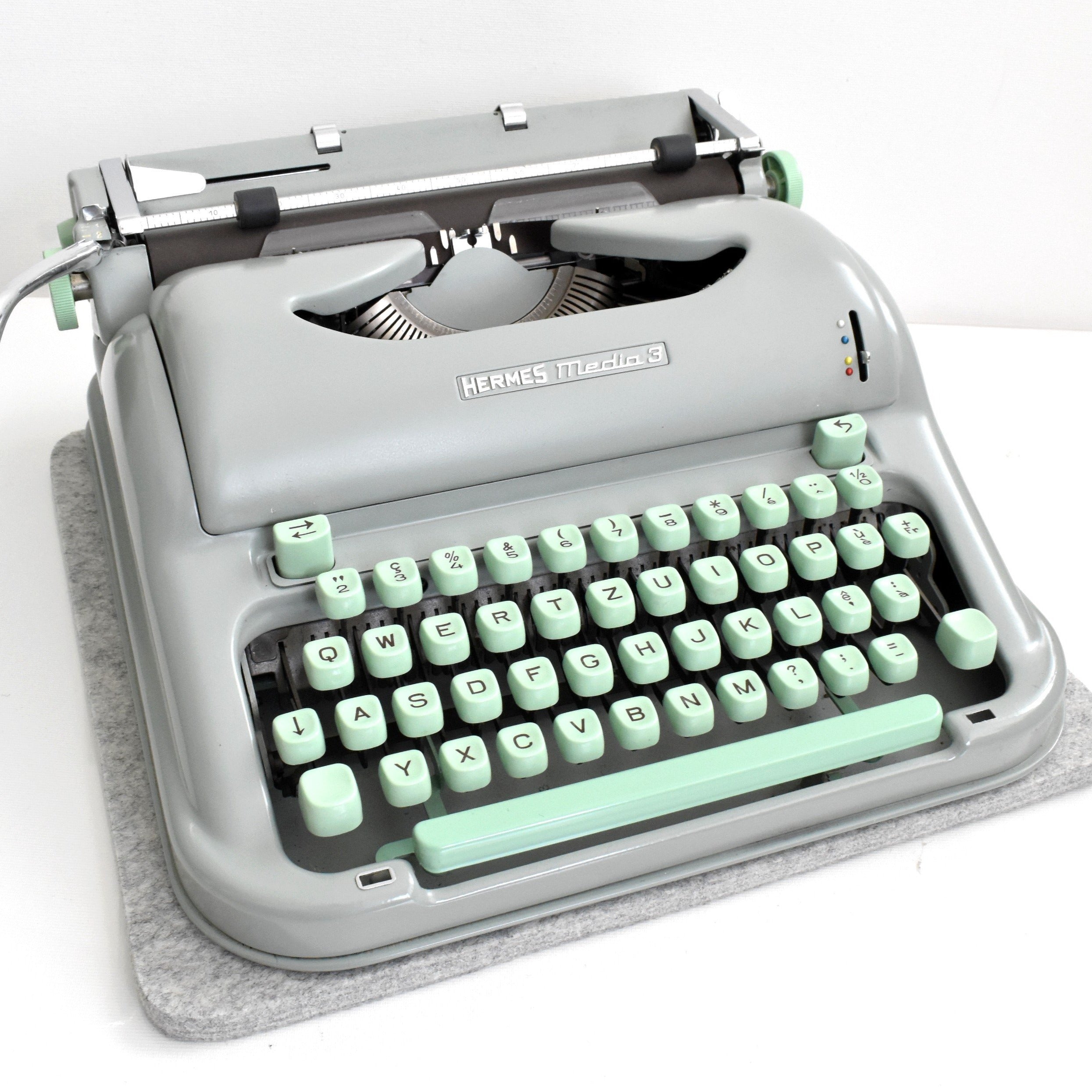 1964 Museum Quality Restored Hermes Media 3*Reserved* – Amsterdam ...