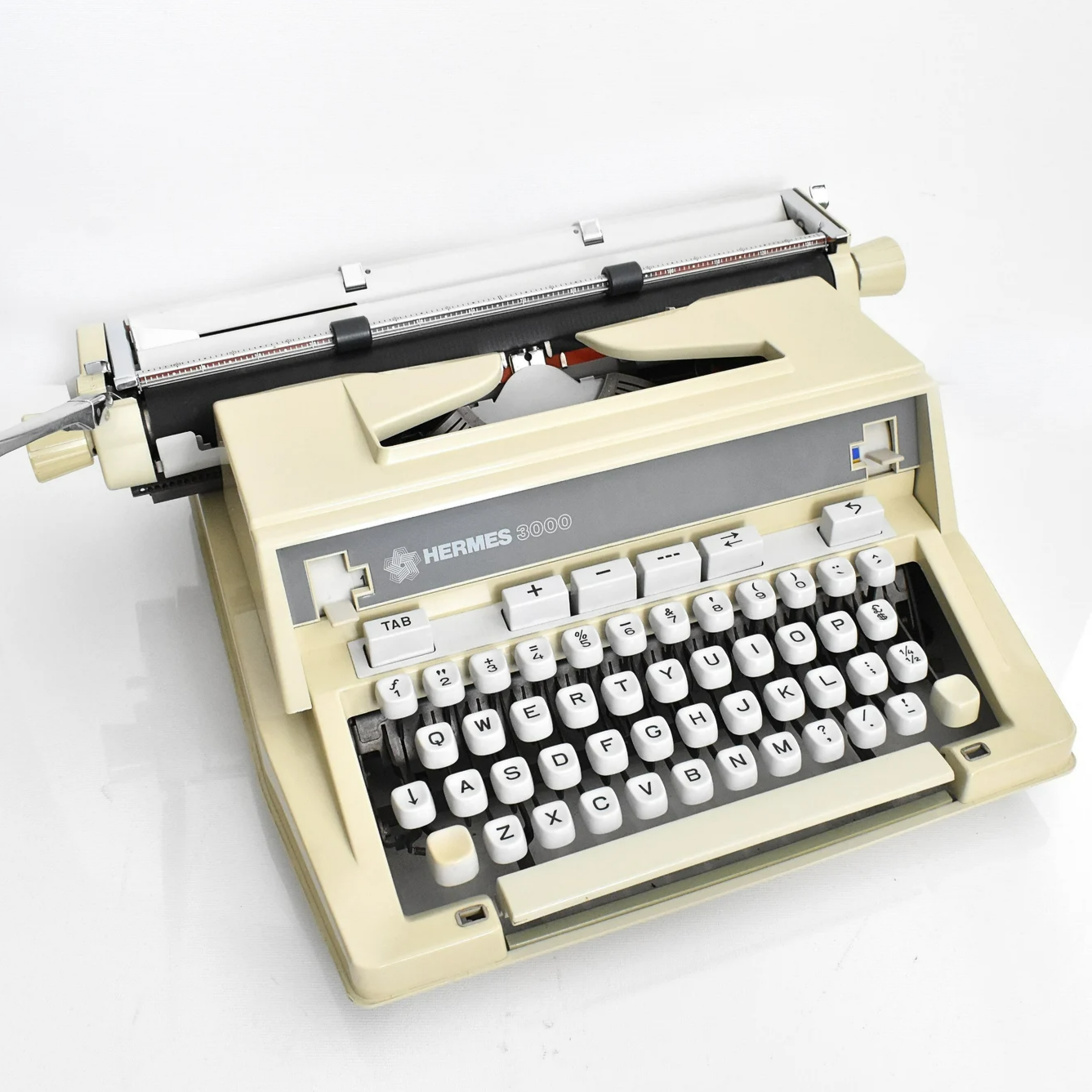 RARE* Reserved* Hermes 3000 Typewriter, uncommon EPOCA typeface, 3rd G ...